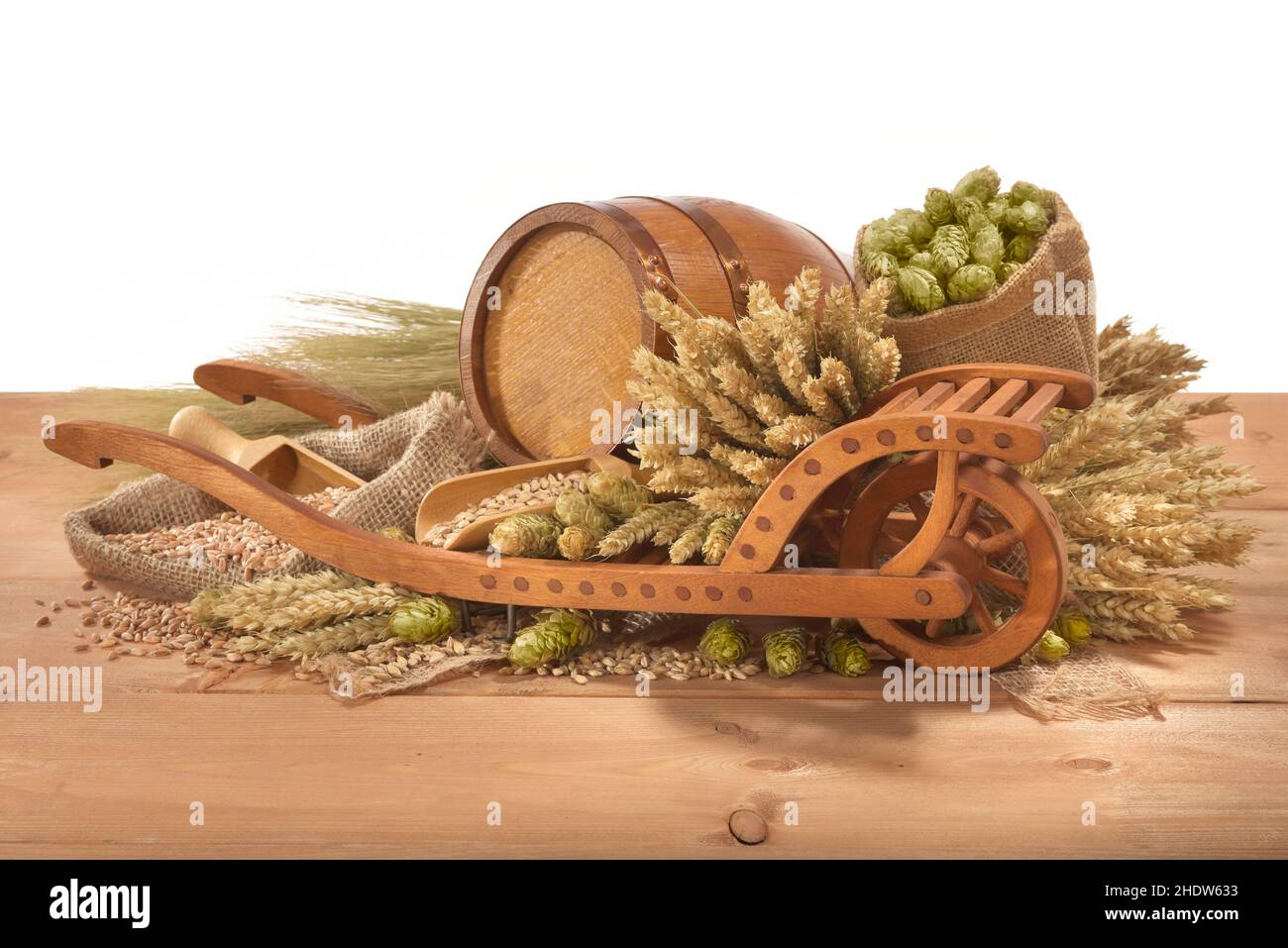 Grain carts hi-res stock photography and images - Alamy