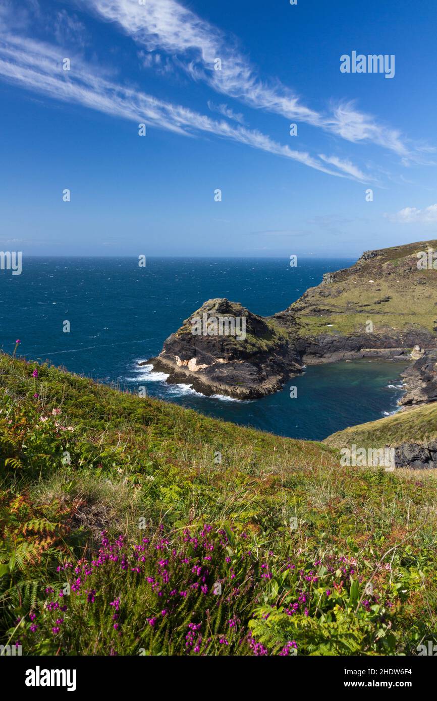 Cornwalls bays hi-res stock photography and images - Alamy