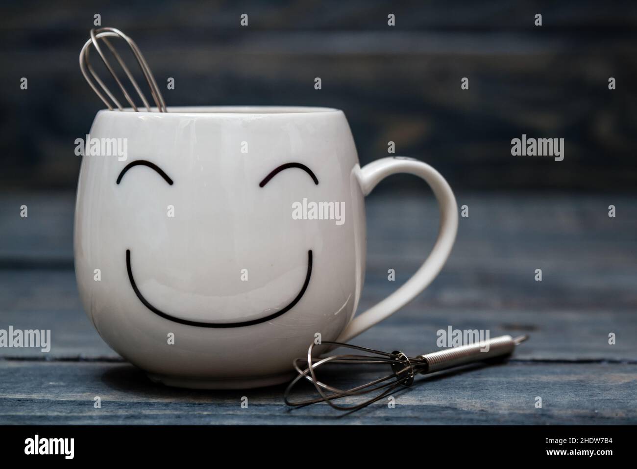 Wire organization hi-res stock photography and images - Alamy