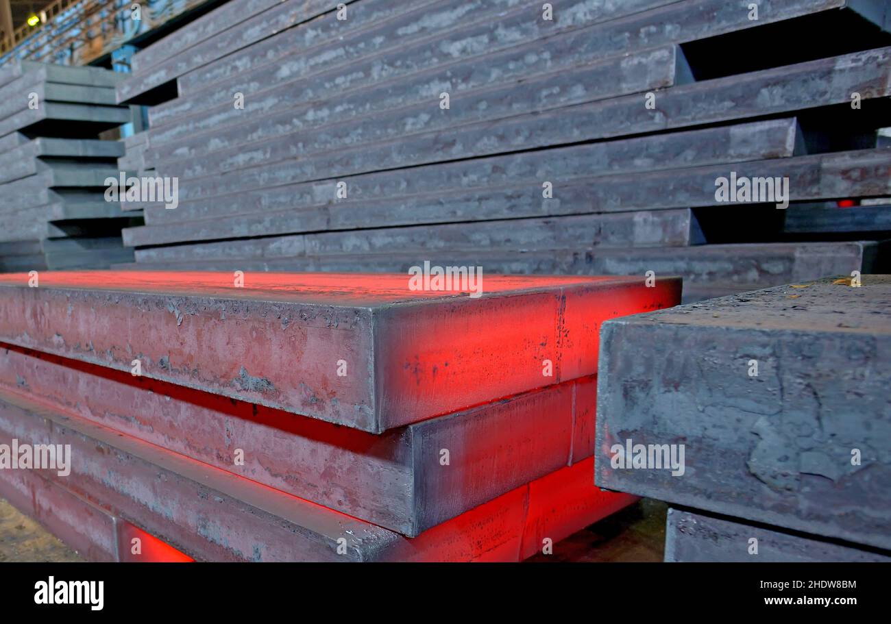 Iron foundry hi-res stock photography and images - Alamy