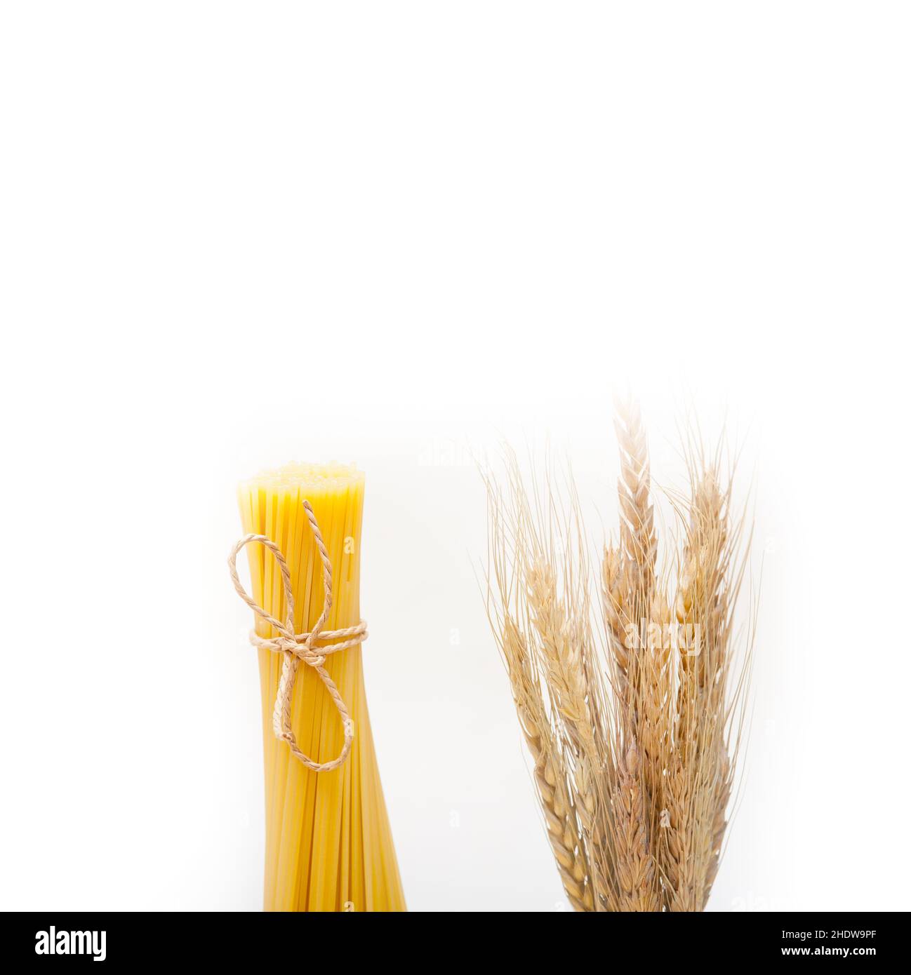 spaghetti, pasta, spaghettis, pastas Stock Photo - Alamy