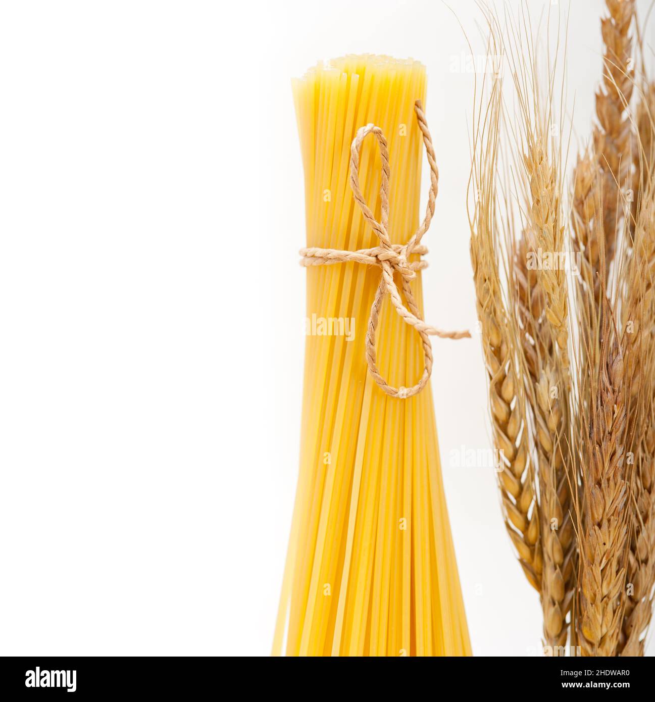 spaghetti, pasta, spaghettis, pastas Stock Photo - Alamy