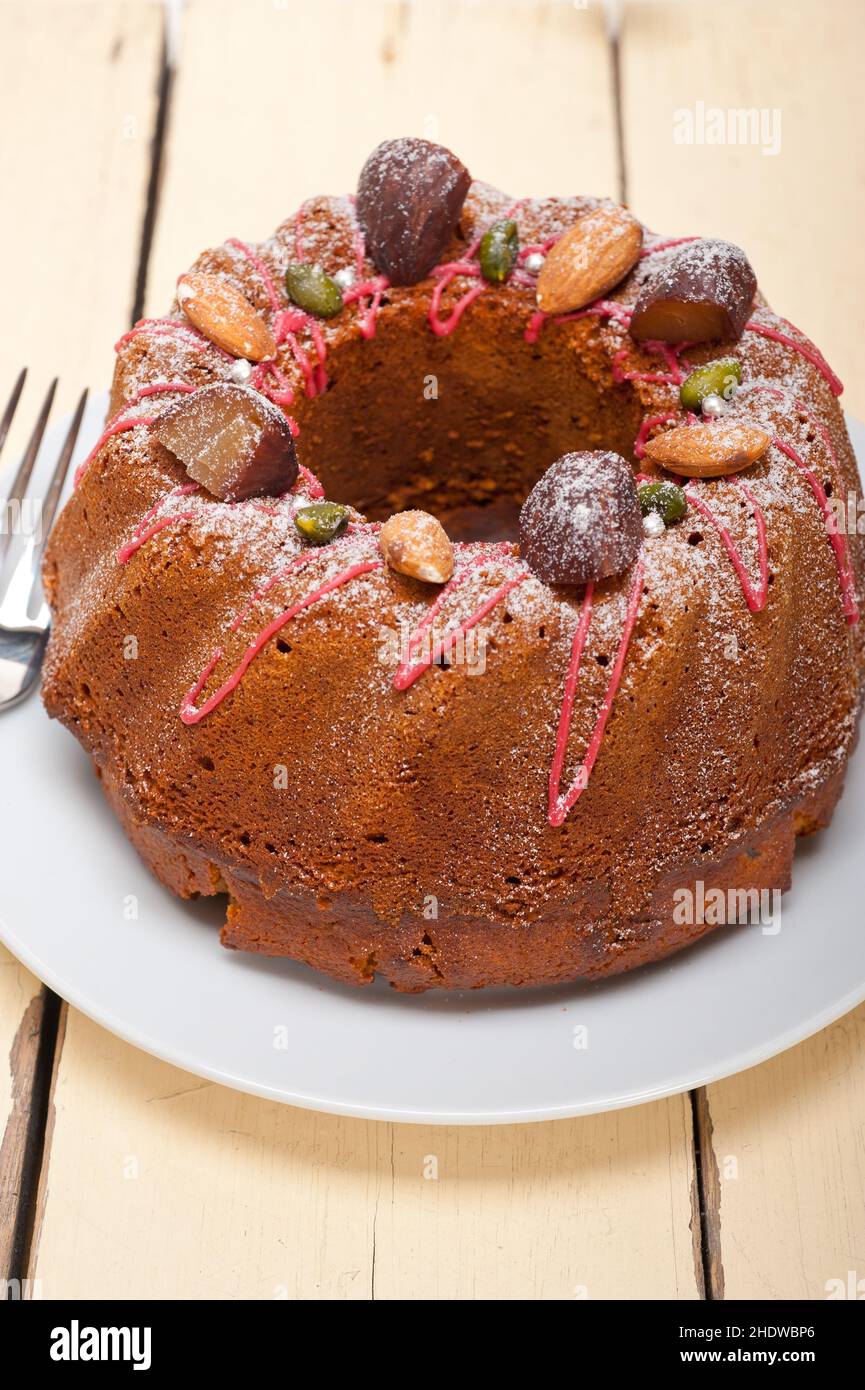 nut cake, almond cake, ring cake, nut cakes, almond cakes Stock Photo ...