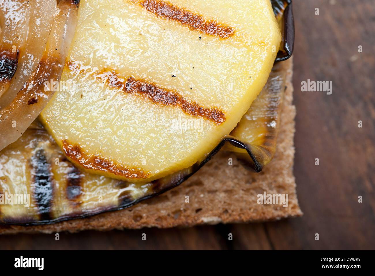 grooved, grilled vegetables, grooveds Stock Photo - Alamy