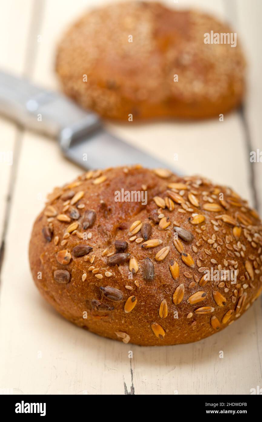 bun, grain bread, wholemeal bread, buns, grain breads, wholemeal breads ...