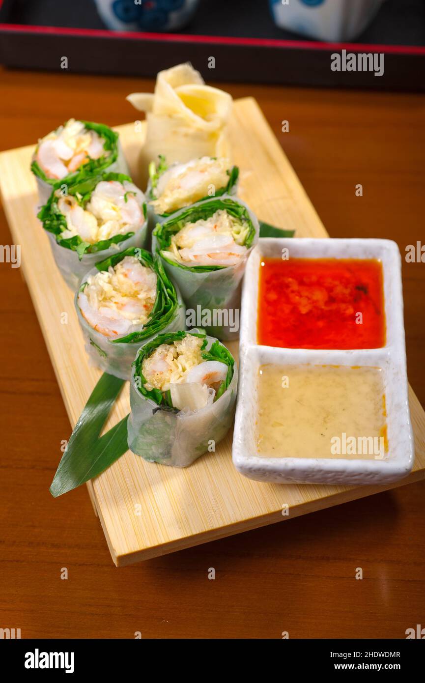 sushi, maki, japanese cuisine, sushis, makis, japanese cuisines ...