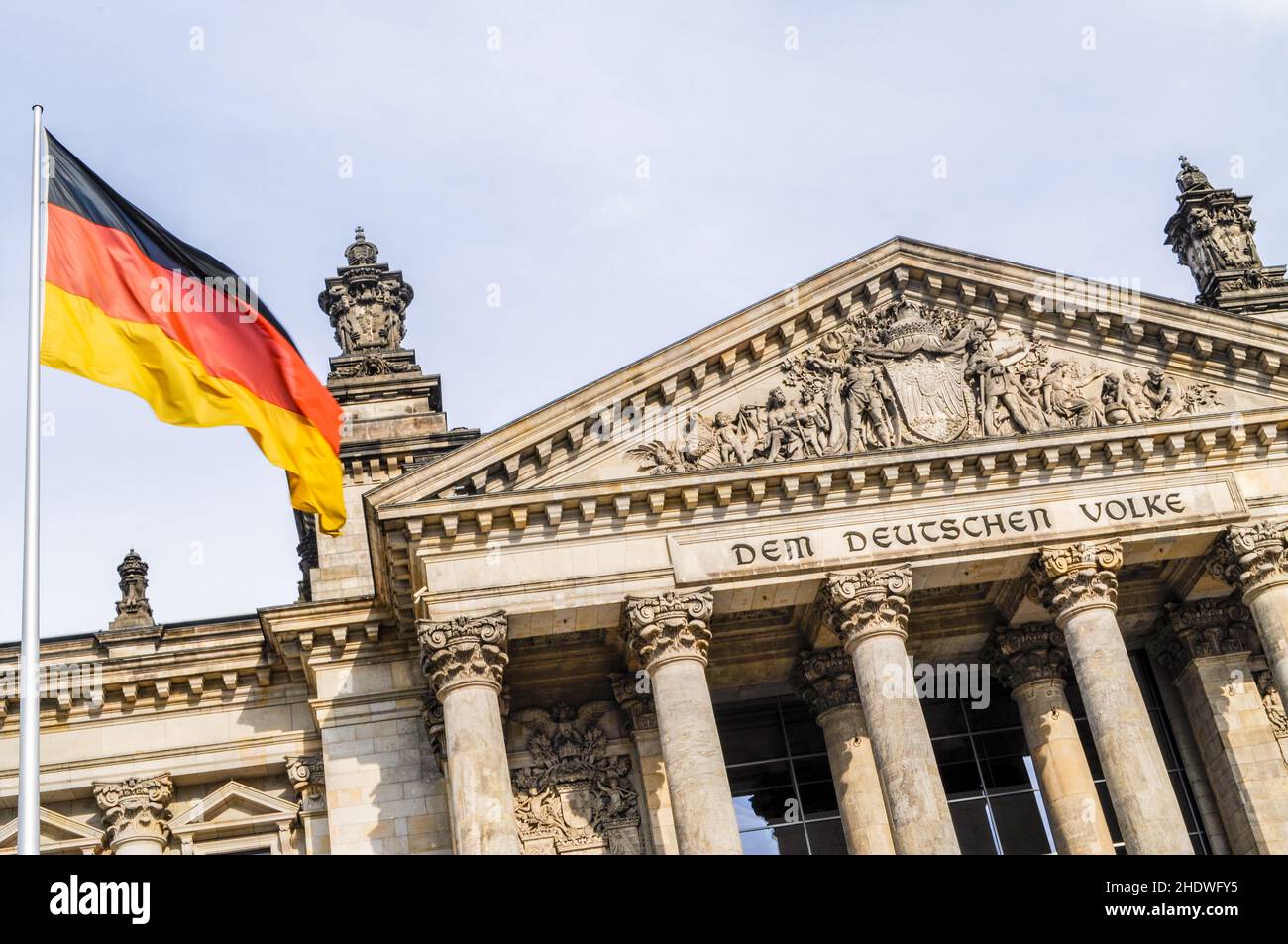 Building with flags hi-res stock photography and images - Alamy