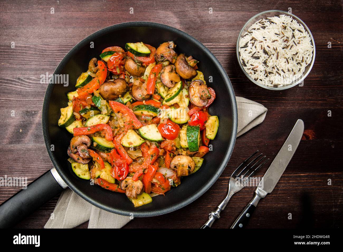 vegetable pan, vegetable pans Stock Photo - Alamy
