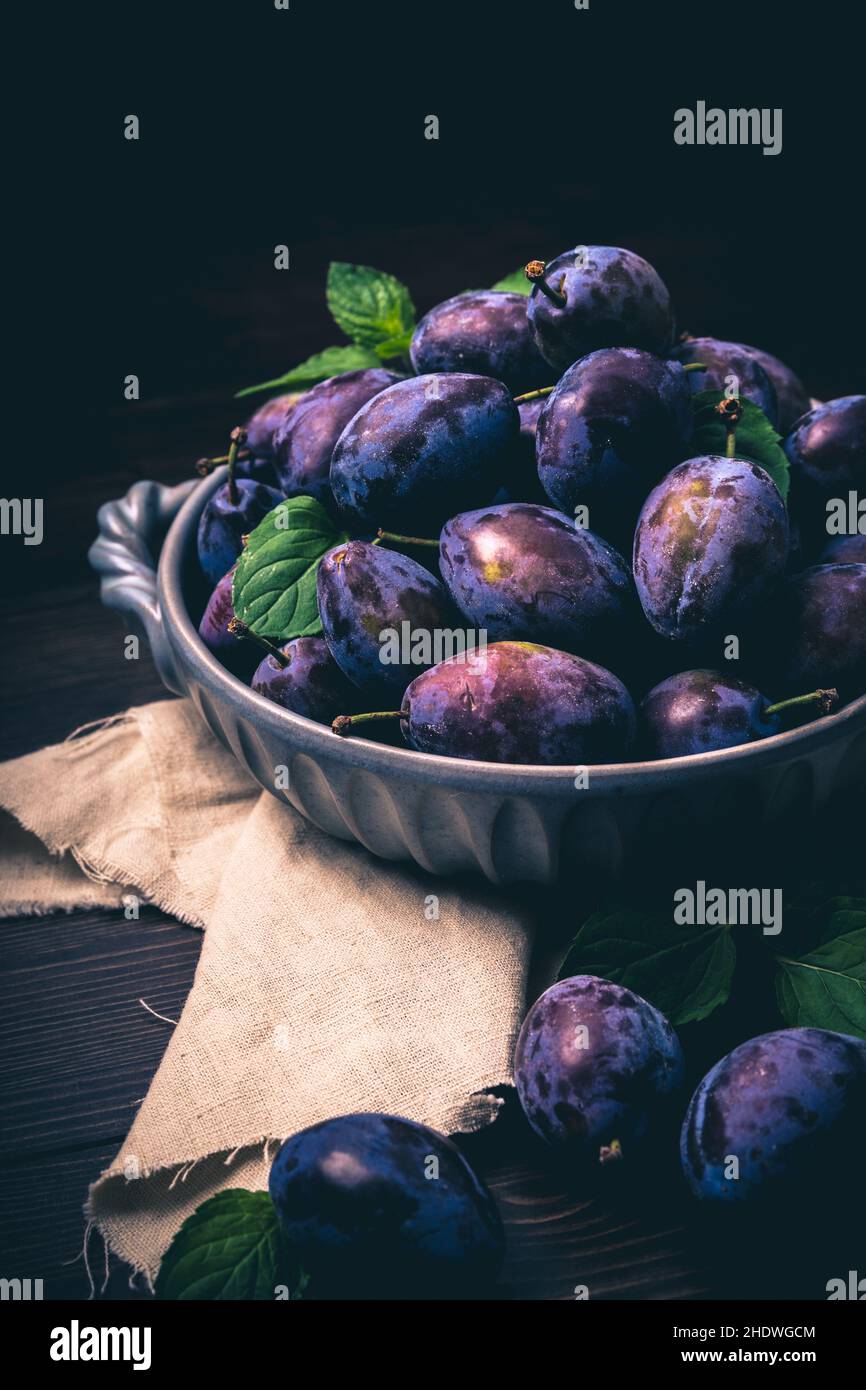 Still life with plum hi-res stock photography and images - Alamy