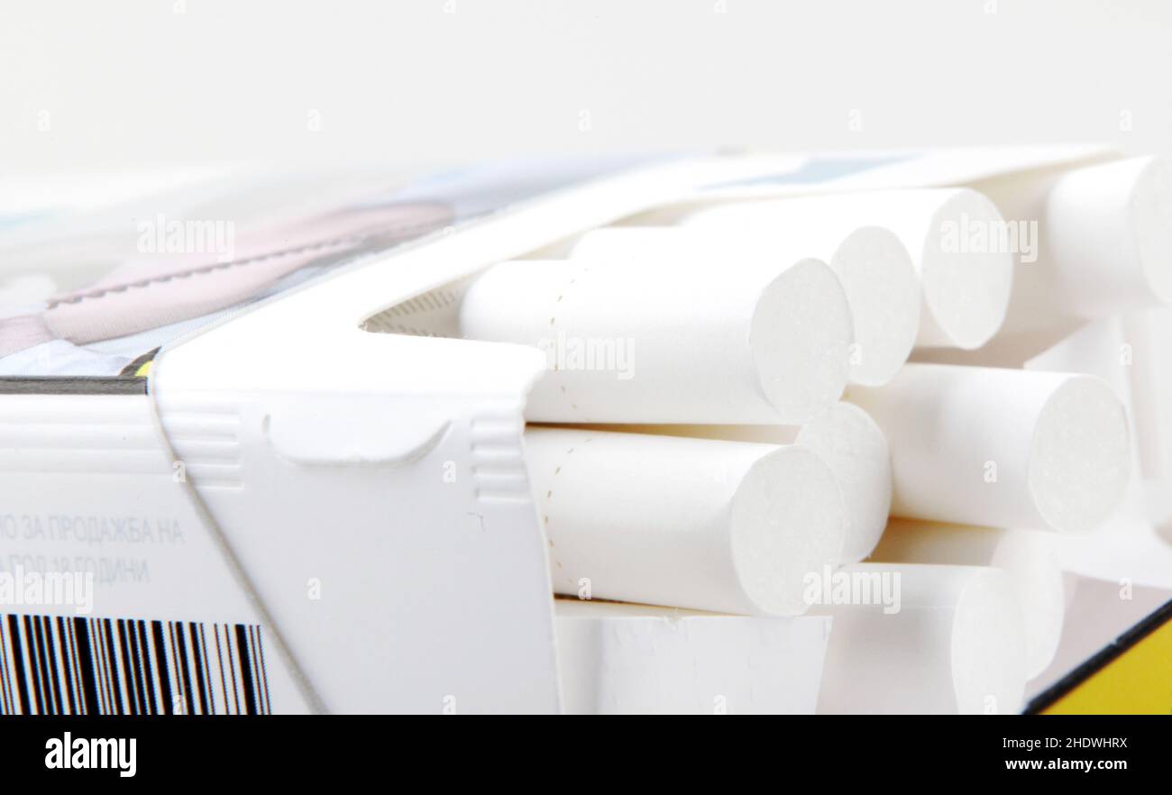 Cigarettes filters smoking filter hi-res stock photography and images ...