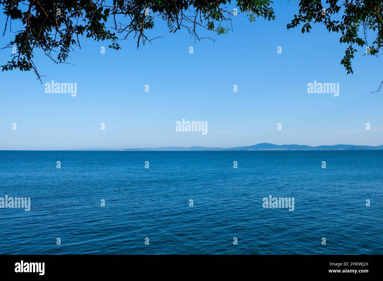 Horizon horizontals hi-res stock photography and images - Alamy