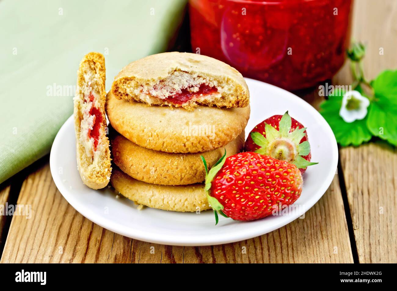 pastry crust, cookie, strawberry jam, pastry crusts, cookies ...