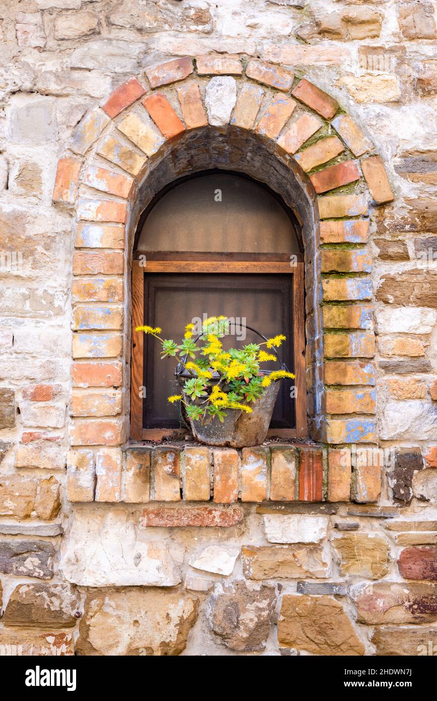 arched windows, picturesque, arched window, picturesques Stock Photo ...