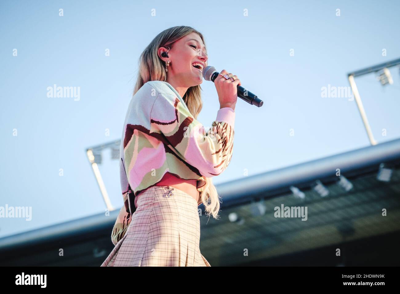 Leonie burger hi-res stock photography and images - Alamy