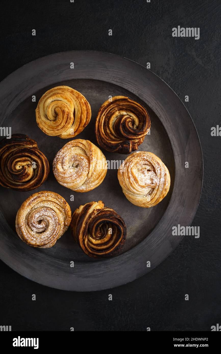 pastries, dessert, cinnamon bun, pastry, desserts, cinnamon buns Stock ...