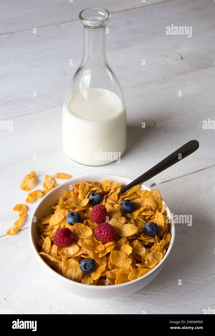 breakfast, corn flakes, breakfasts Stock Photo - Alamy