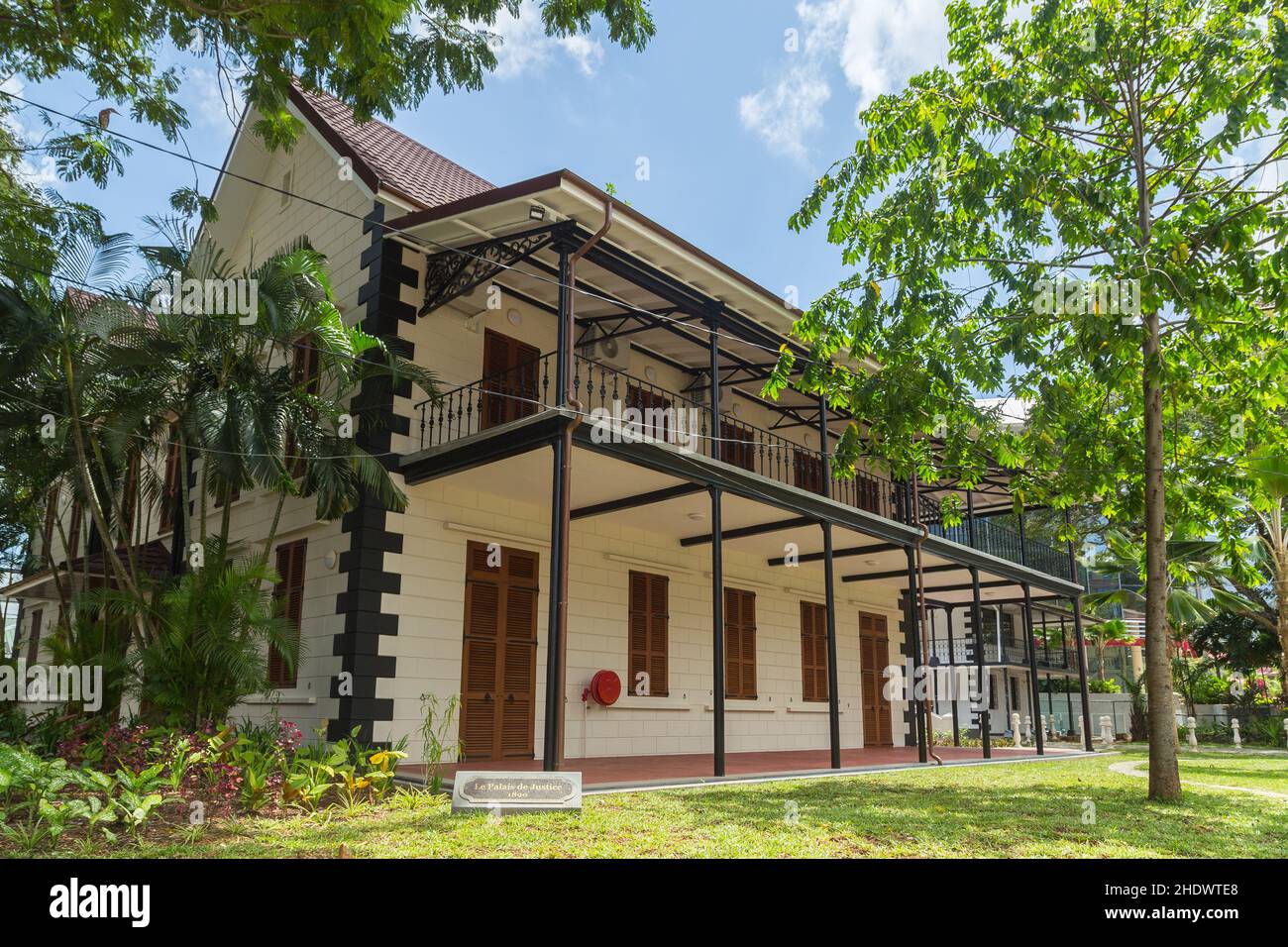 Victoria courthouse hi-res stock photography and images - Alamy