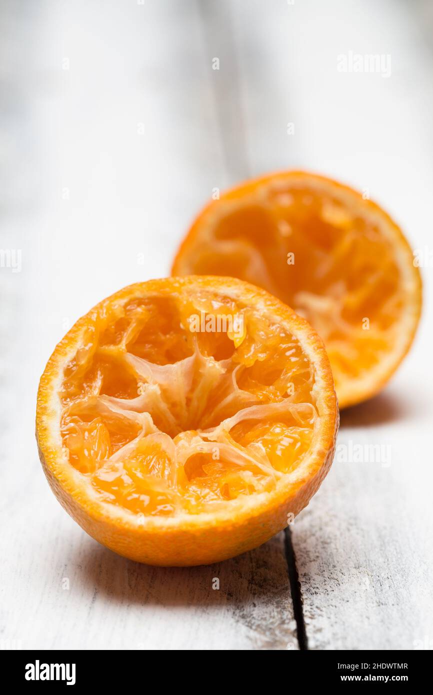 Orange crowdeds hi-res stock photography and images - Alamy