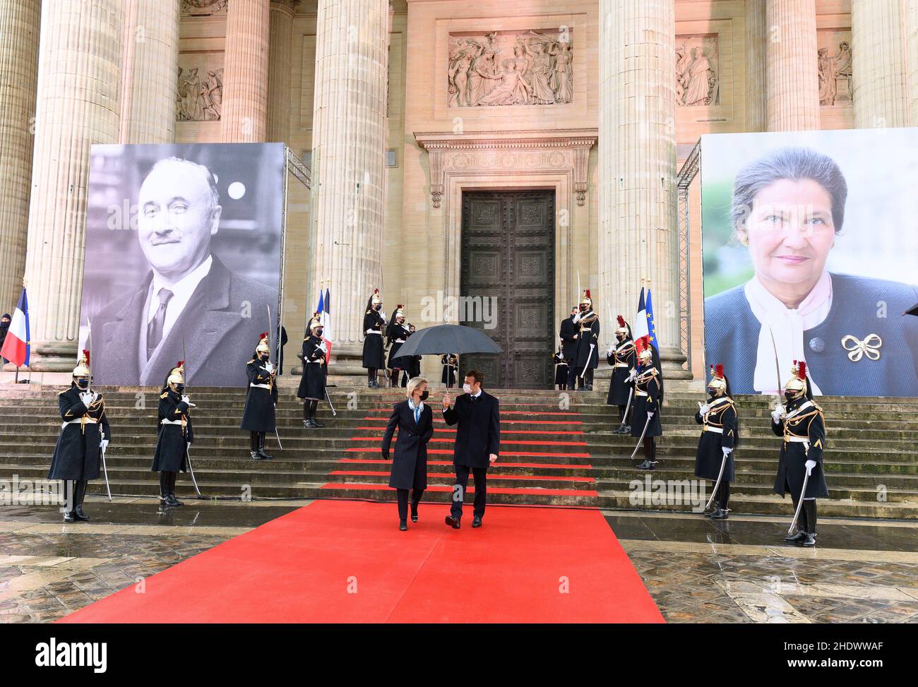 Paris, France. 07th Jan, 2022. French President Emmanuel Macron and ...