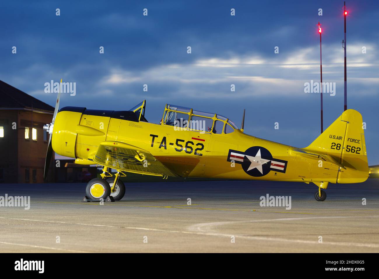 North american at6 texan hi-res stock photography and images - Alamy