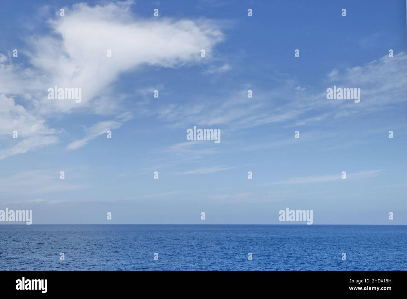 Offshore heaven hi-res stock photography and images - Alamy