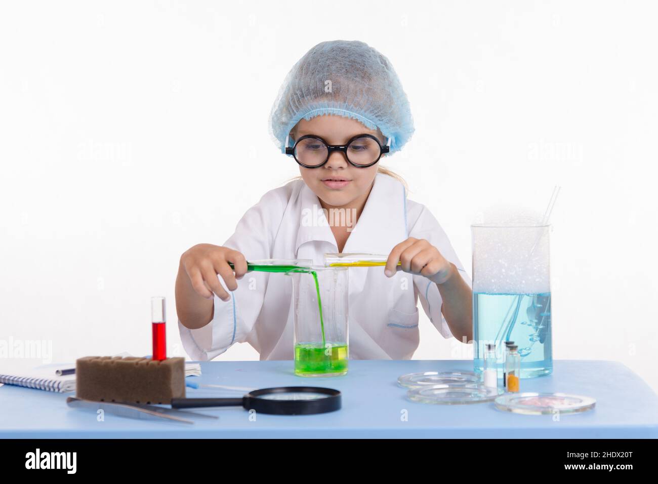 Experiment procedure hi-res stock photography and images - Alamy