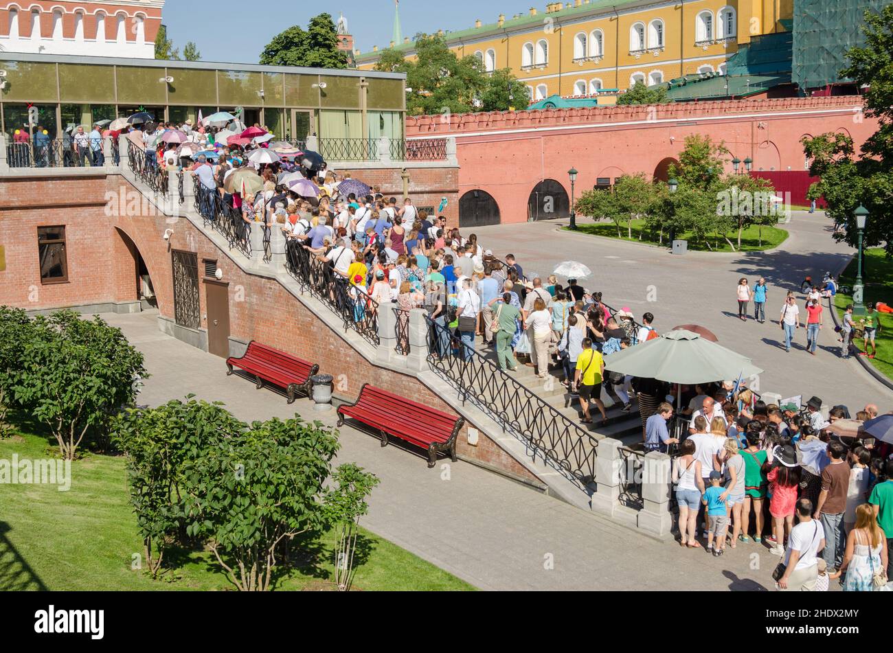 museum, moscow, queuing, museums, moscows Stock Photo - Alamy