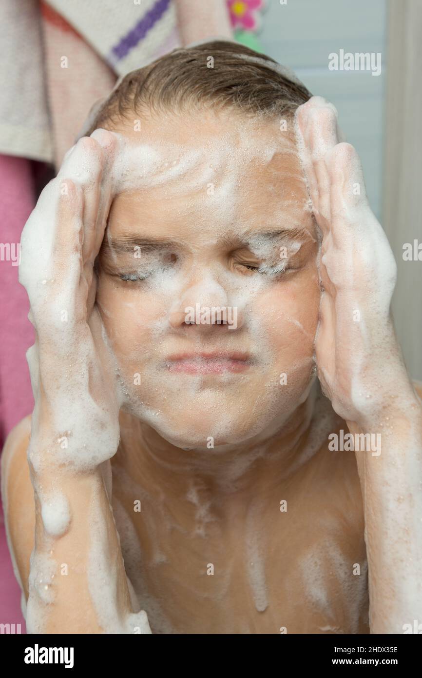 Lather foam hi-res stock photography and images - Alamy