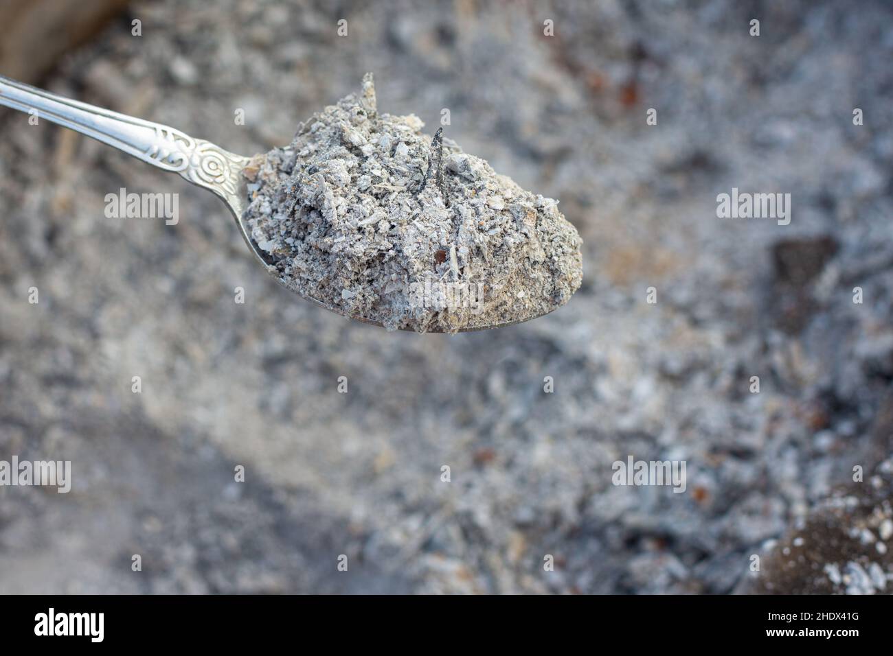 Ash residue hi-res stock photography and images - Alamy