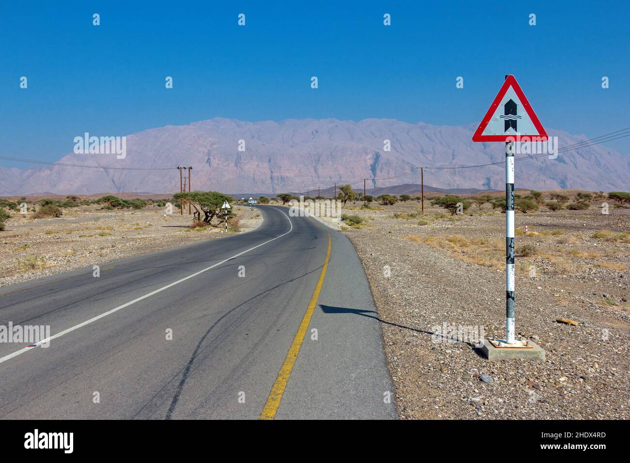 road, oman, roads, street, streets, omans Stock Photo - Alamy