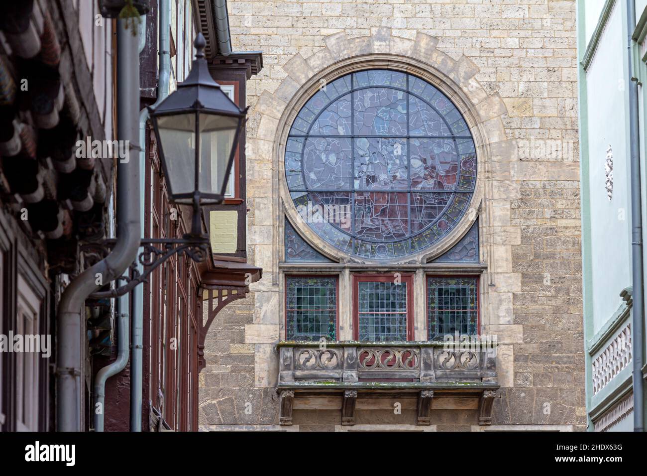 Glass balcony architecture hi-res stock photography and images - Alamy