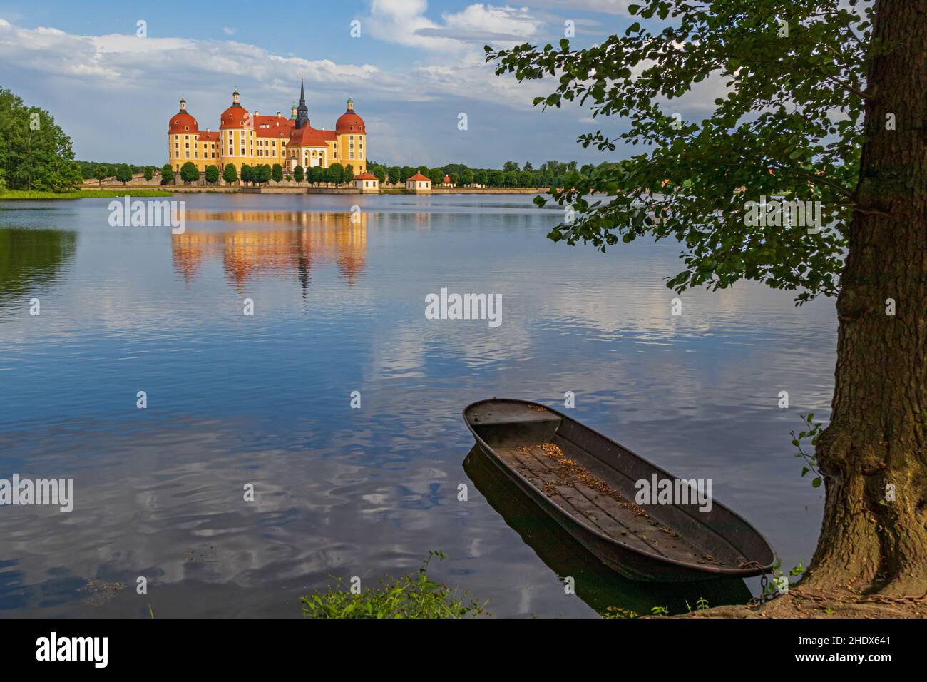 moritzburg castle, castle pond, schloss moritzburgs, castle ponds Stock ...
