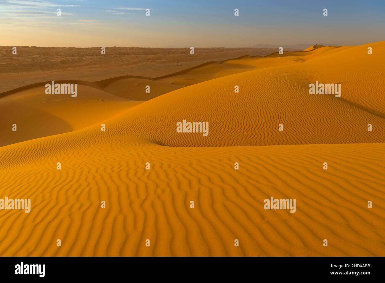 sandy desert, oman, sandy deserts, omans Stock Photo - Alamy
