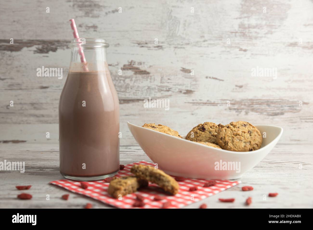 milk, snack, cookies, milks, snacks, cookie Stock Photo - Alamy