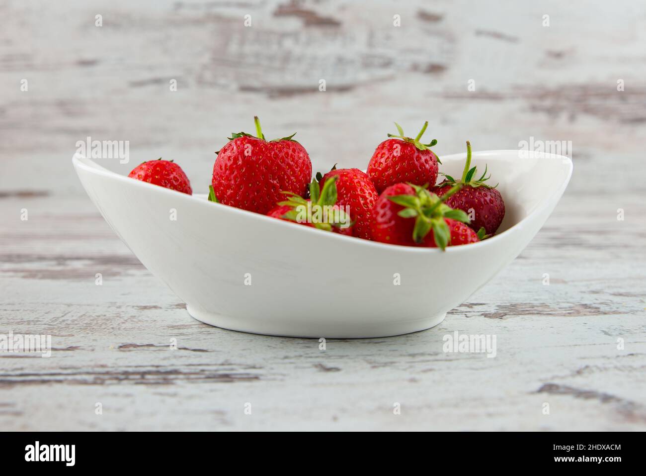 Strawberry peels hi-res stock photography and images - Alamy