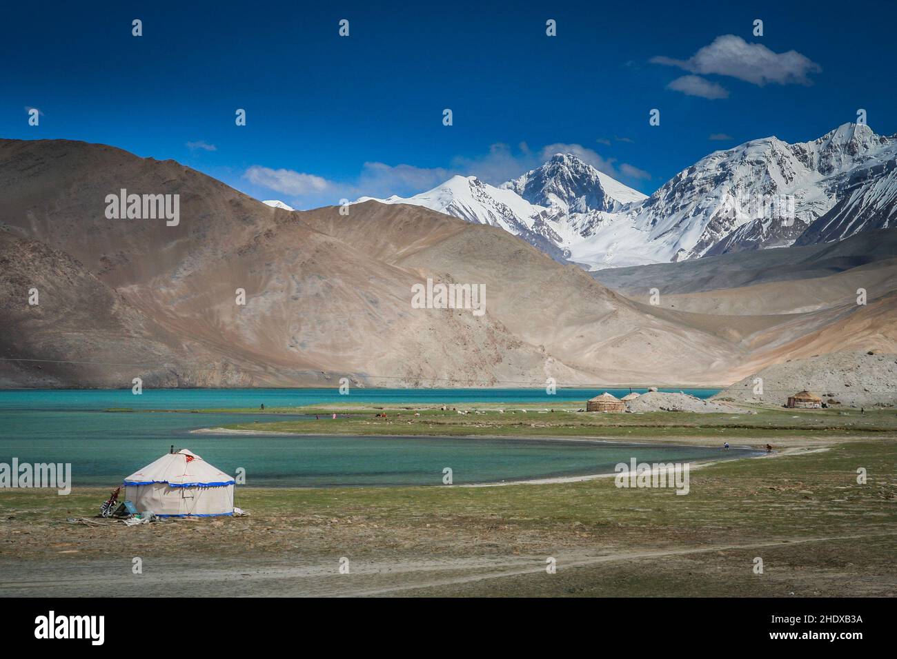 karakorum, karakul lake Stock Photo - Alamy