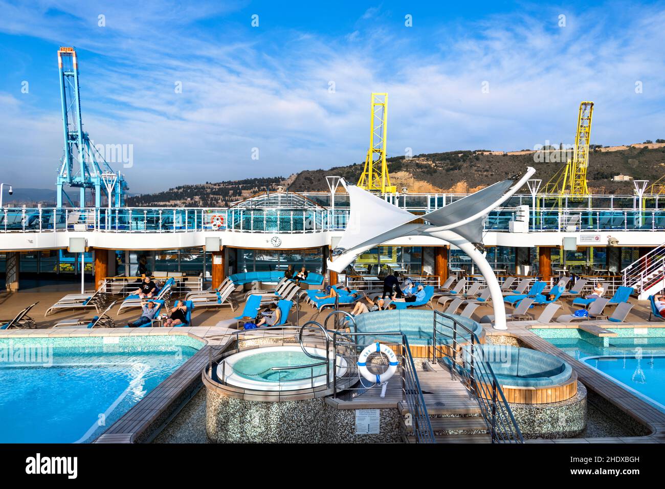 Sky Princess cruise ship Stock Photo - Alamy