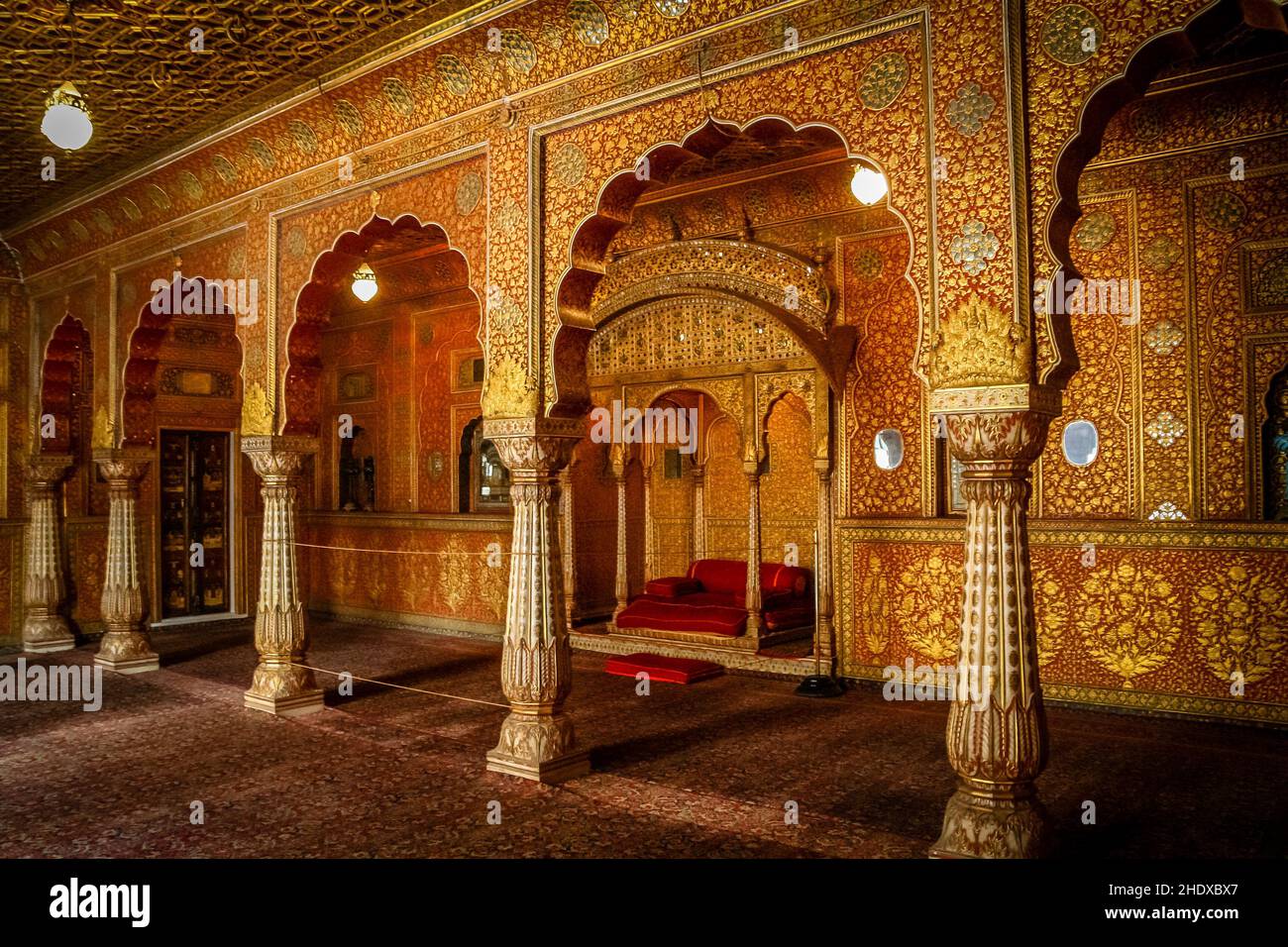 magnificently, palace, Junagarh Fort, anup mahal, throne room ...