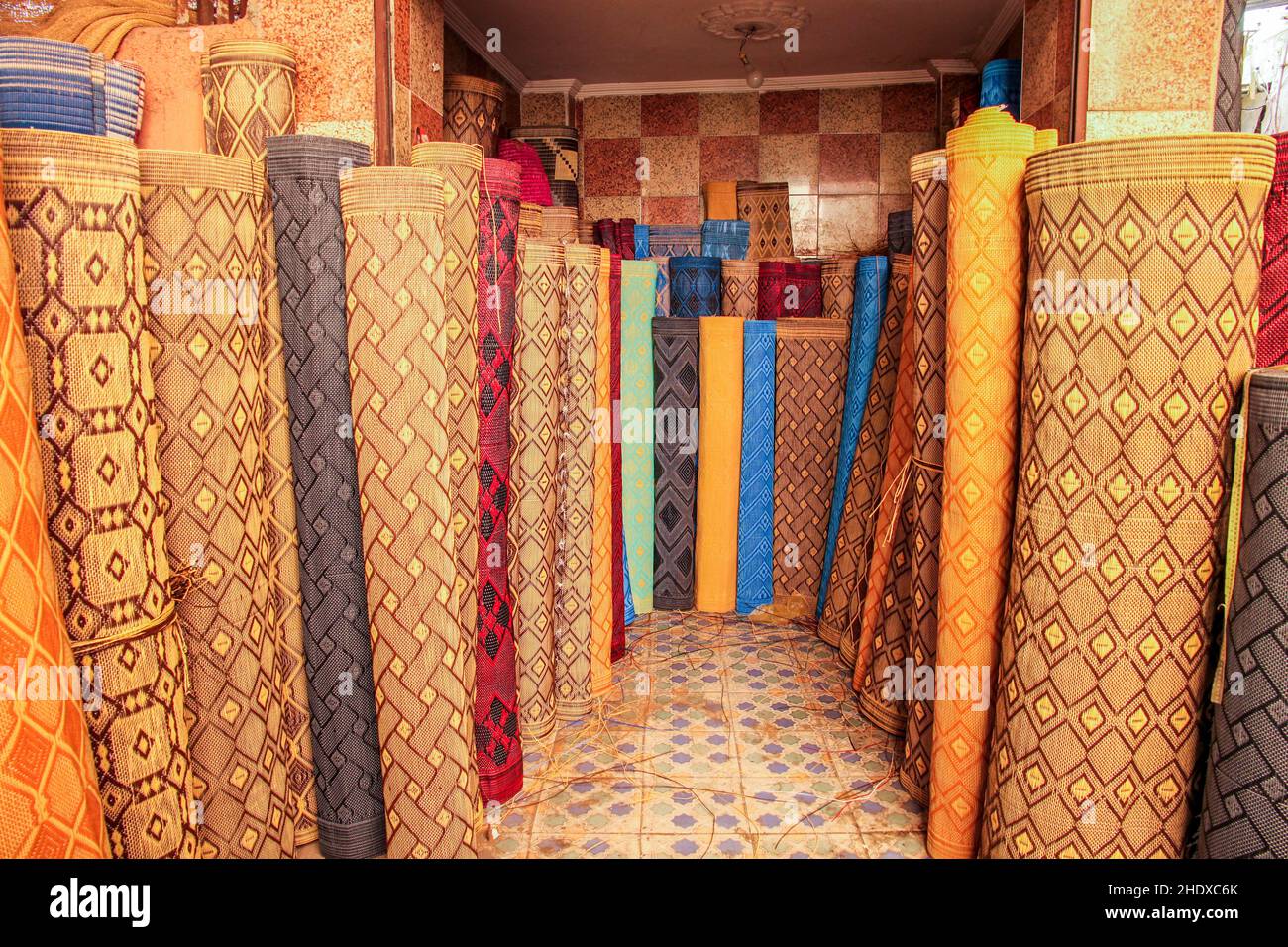 Kelim carpet hi-res stock photography and images - Alamy