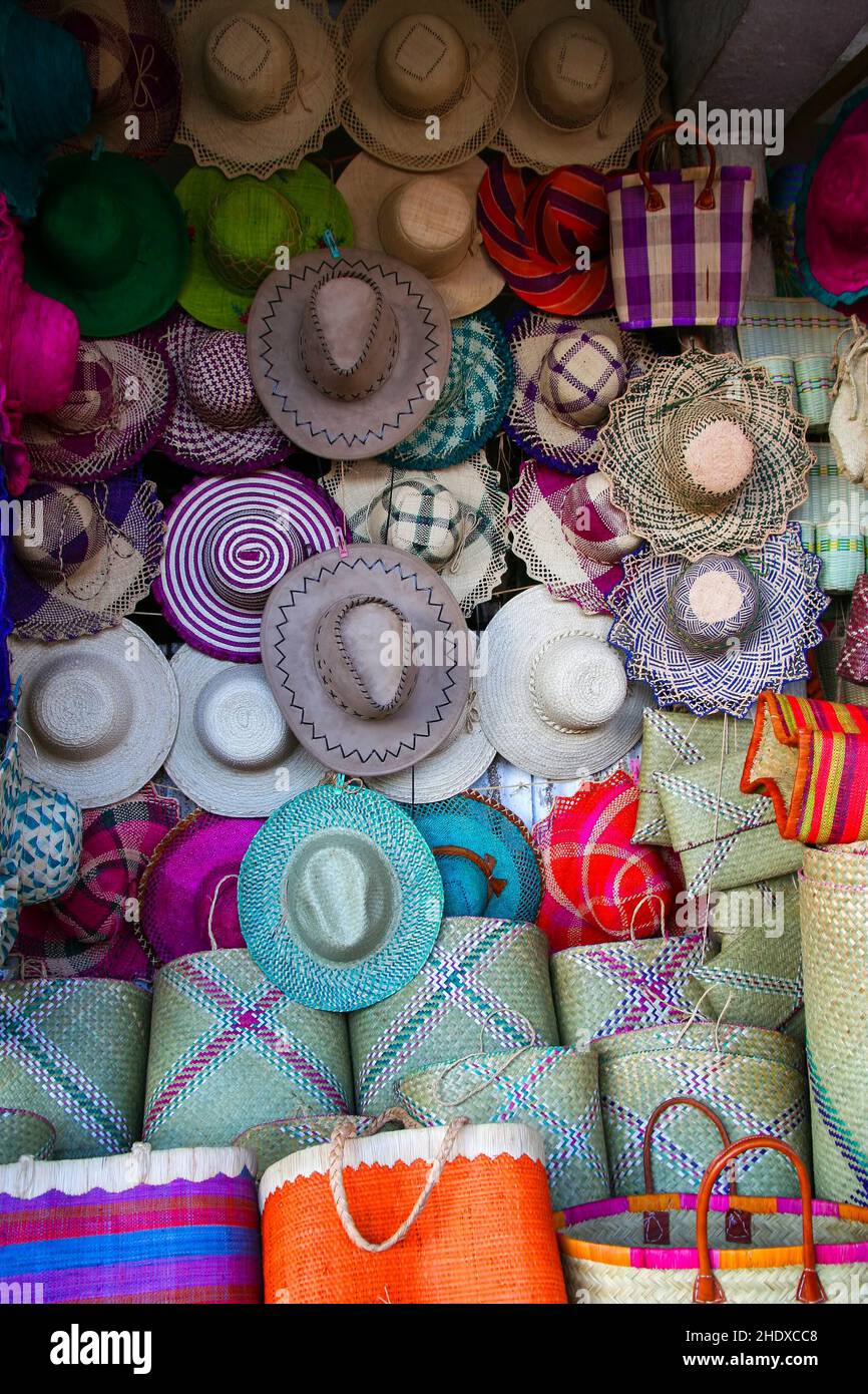 market stall, souvenir, madagascar, market stalls, souvenirs ...