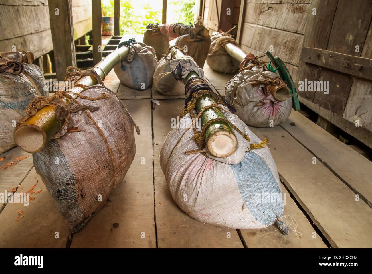 package, load, sack, packages, packing, loads, sacks Stock Photo - Alamy