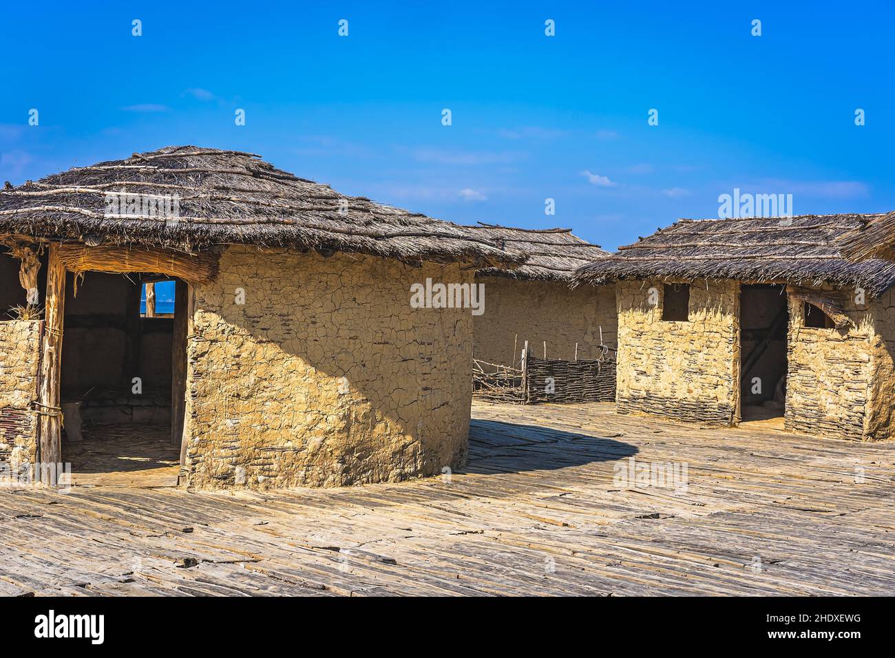 loam house, thatched roof, loam houses, roof, thatched roofs Stock ...