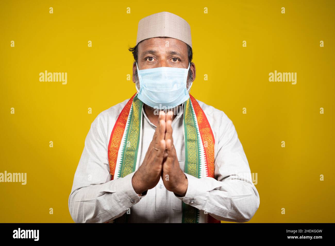 Indian namaskar hi-res stock photography and images - Alamy