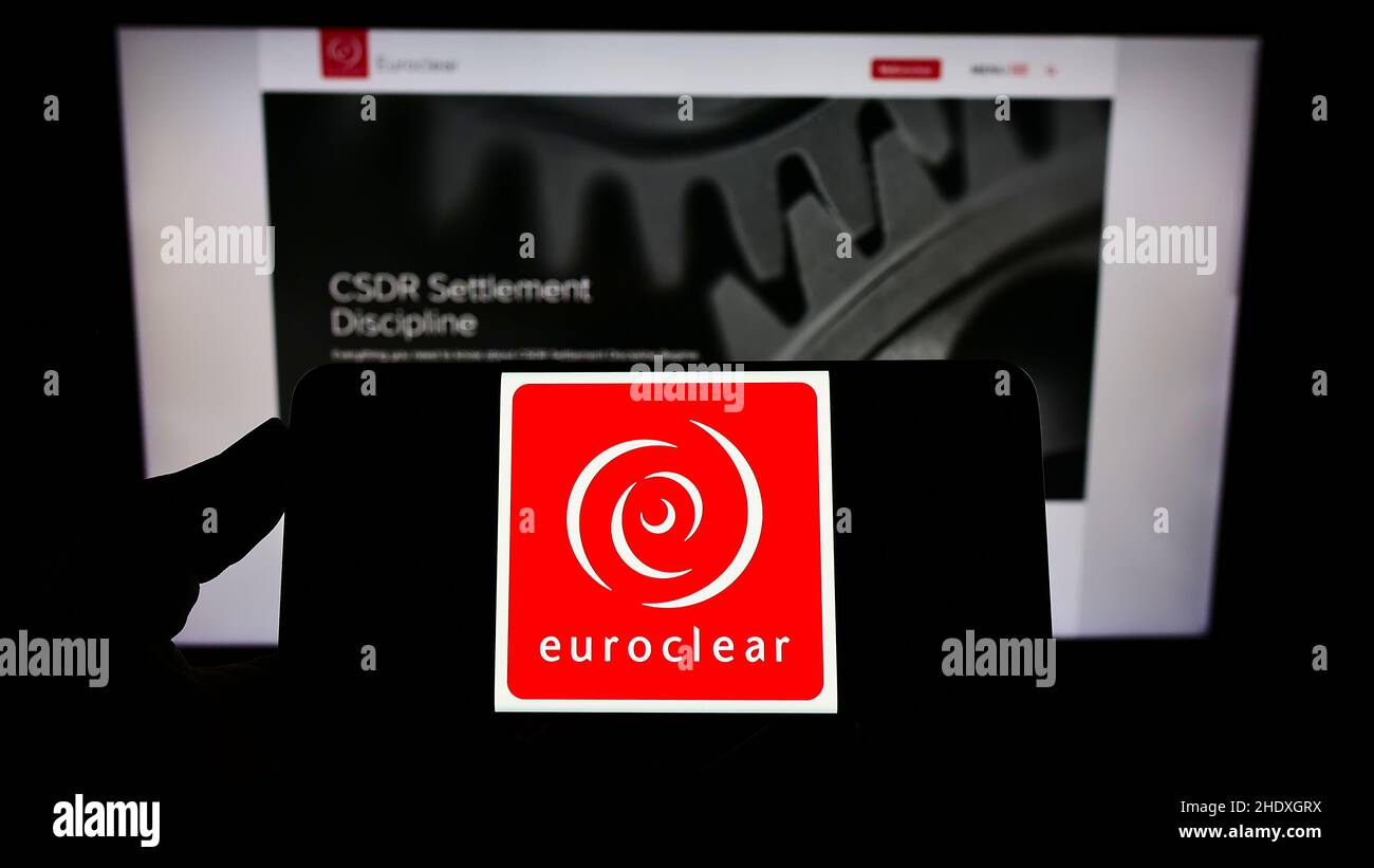 Euroclear logo hi-res stock photography and images - Alamy