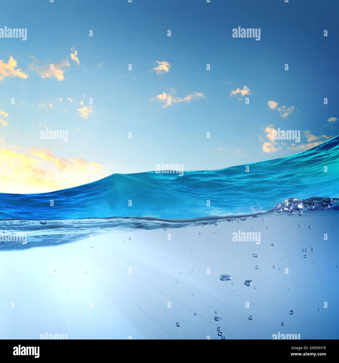 Underwater dynamics hi-res stock photography and images - Alamy