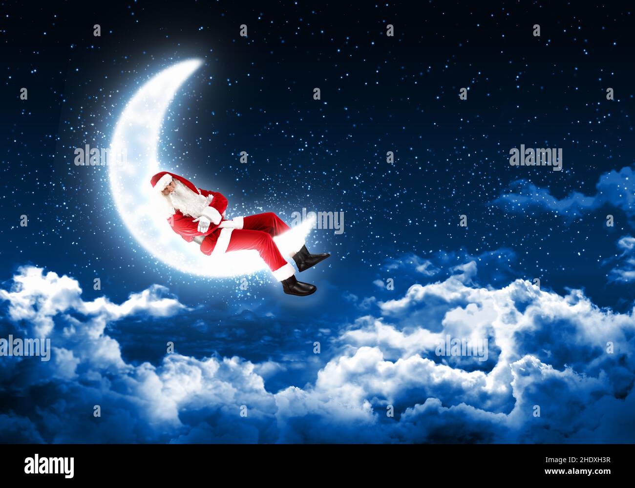 Baby full moon hi-res stock photography and images - Alamy