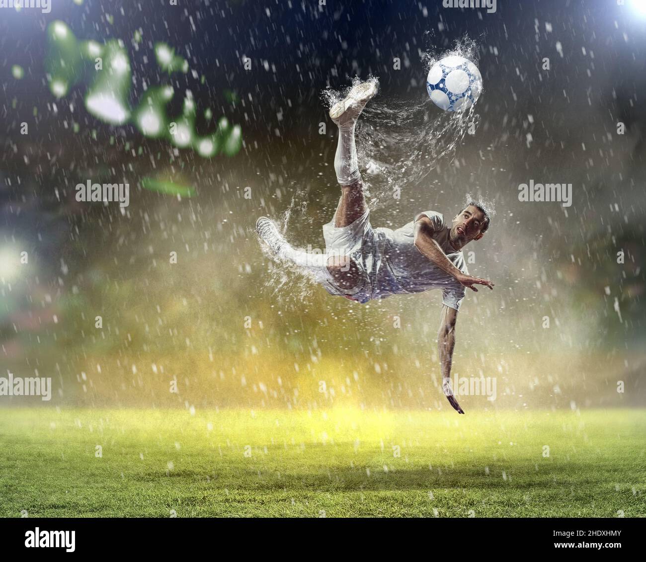 striker, soccer player, kick, strikers, kicker, kickers, soccer players ...