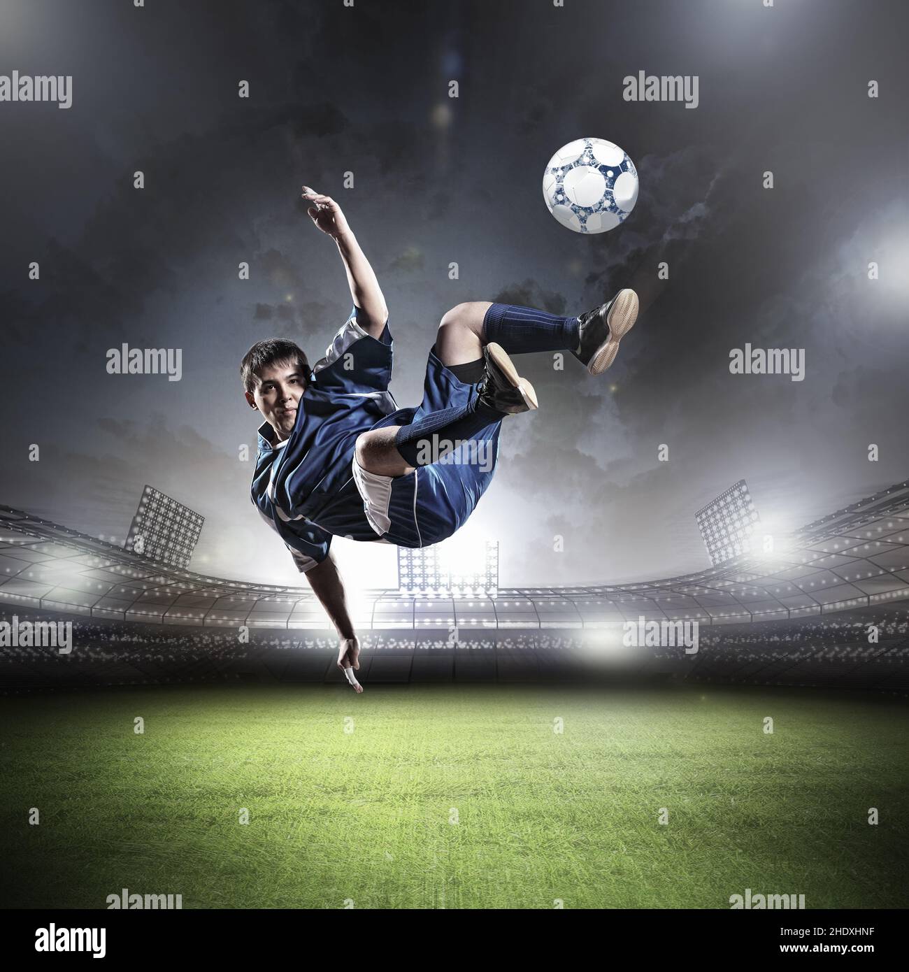 soccer player, kick, soccer training, kicker, kickers, soccer players, kicks Stock Photo - Alamy