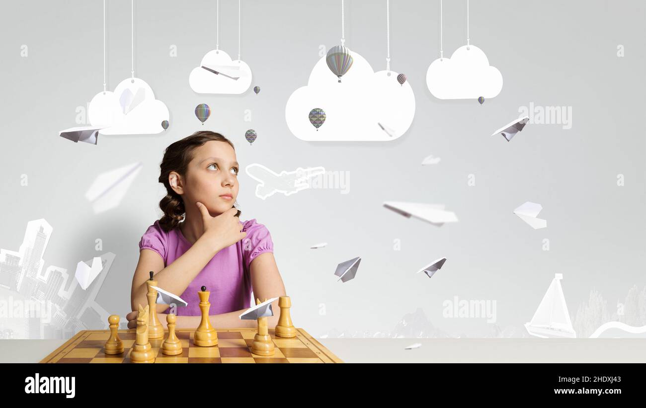 Kids puzzle paper hi-res stock photography and images - Alamy