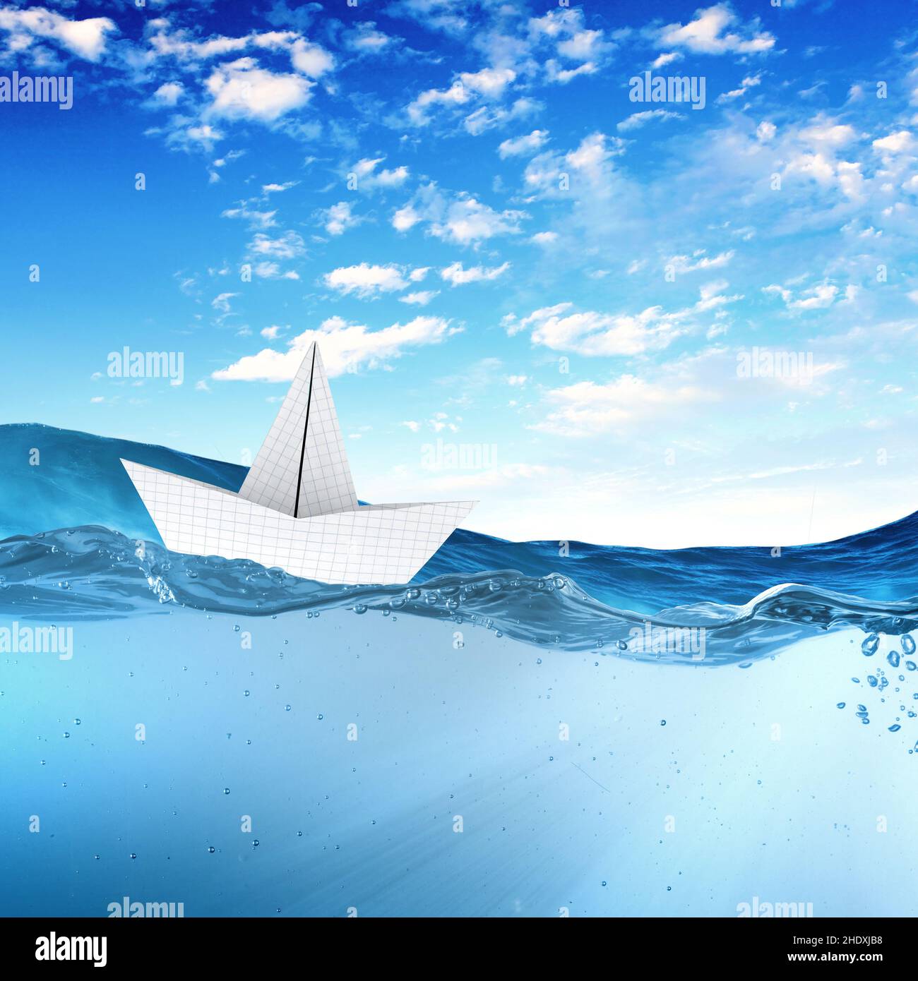 Paper and water hi-res stock photography and images - Alamy